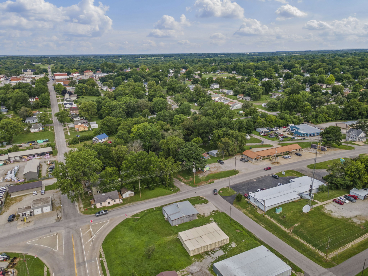 Carrollton MO Real Estate for Sale 700 Waters MLS # 2526034