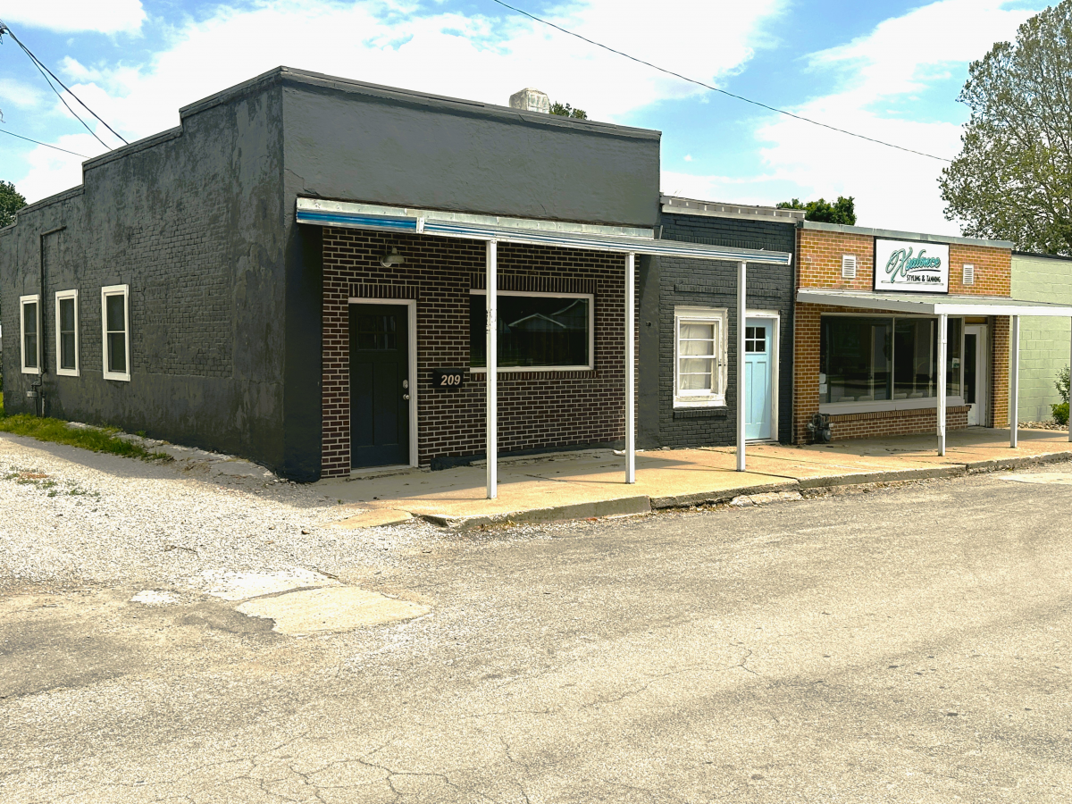 209 South Pine Norborne, MO 64668 - Listing# 581388